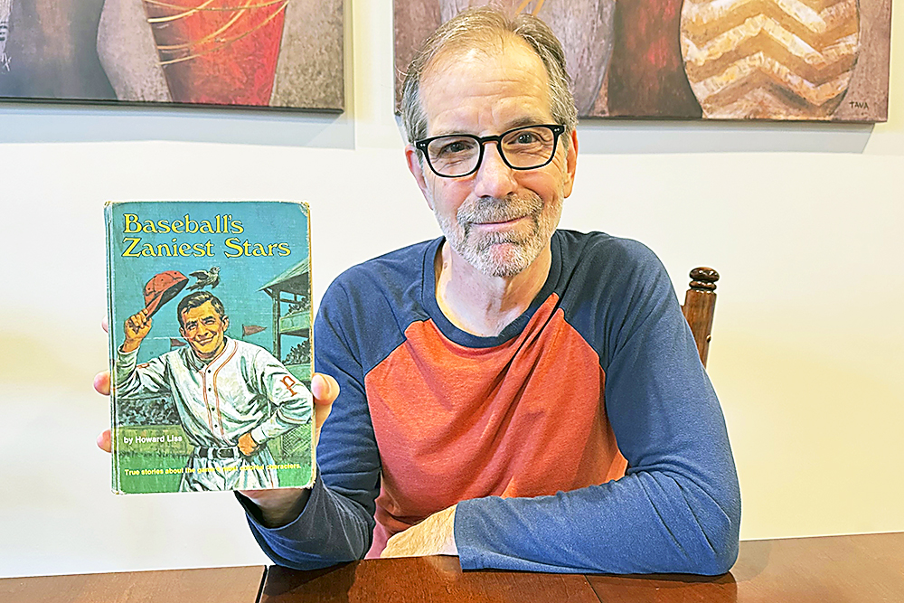 Chicago man gets to keep overdue book | News, Sports, Jobs - Altoona Mirror